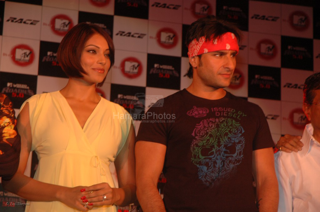 Saif Ali Khan, Bipasha Basu at the Race MTV Roadies promotional event in Grand Hyatt on Feb 5th ...